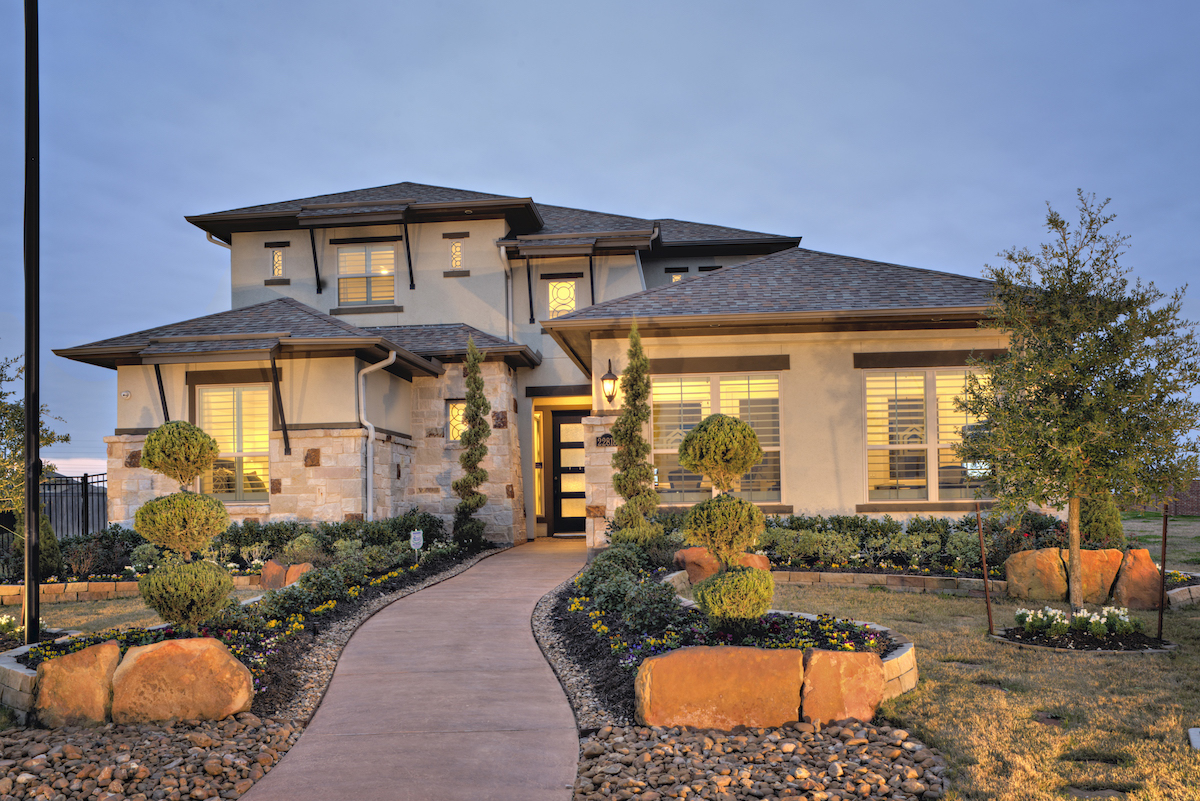 Benefits of Online Property Listing - Heart Handtable Kitchen